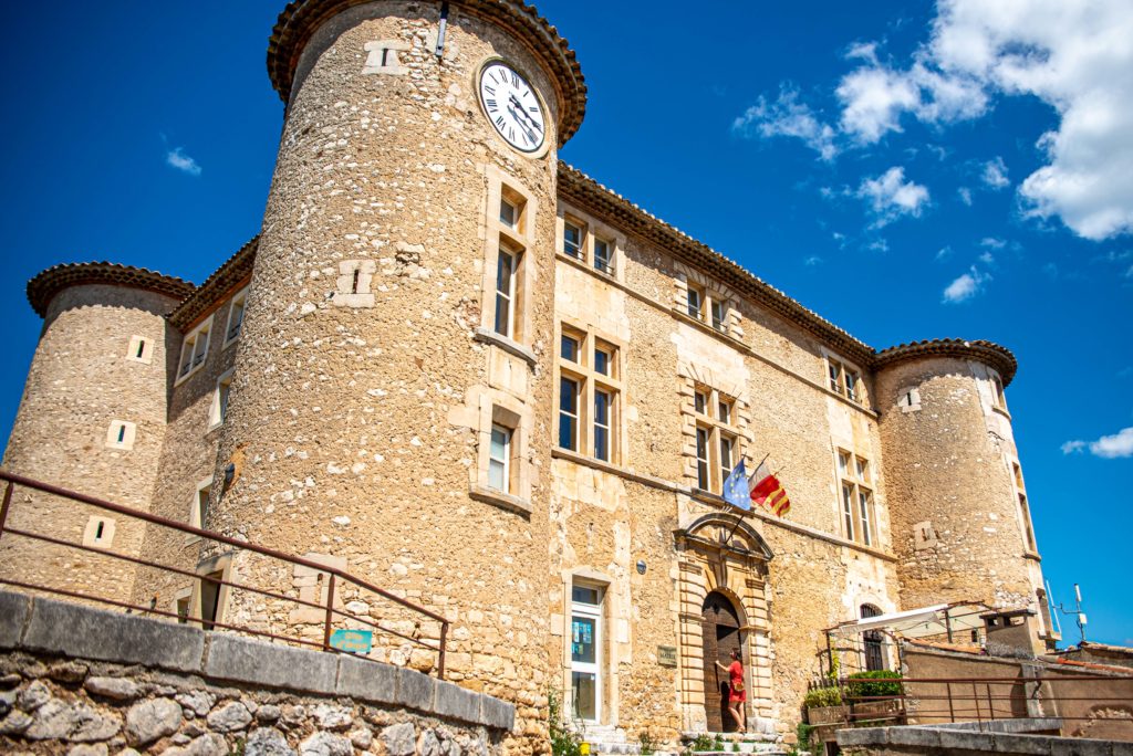 Rustrel Villages méconnus du Luberon blog voyage France-6 - Blog de ...