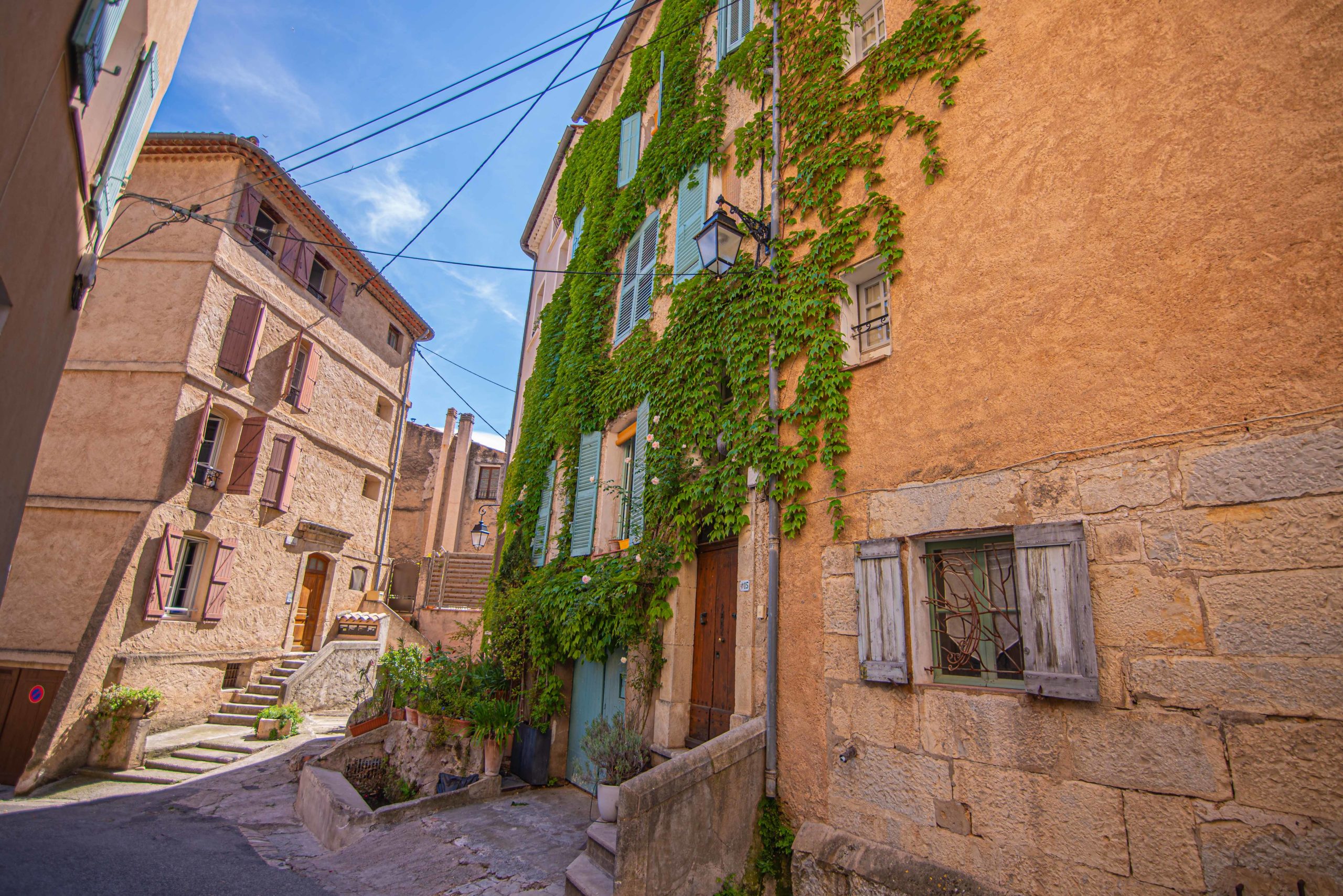 Cotignac département du Var 83 que faire en provence alpes côte d'azur ...